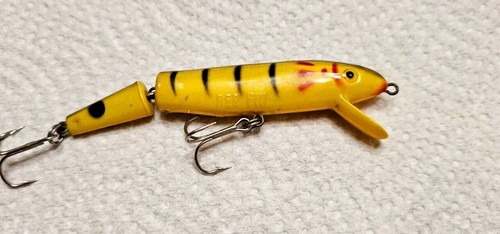 Used Cordell Redfin lure, Bumblebee Colors Retro Fishing Lures @ D's ...