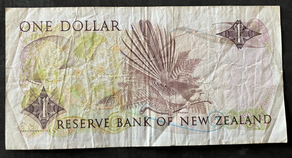 Reserve Bank of New Zealand One Dollar note ACY884961 | eBay Australia