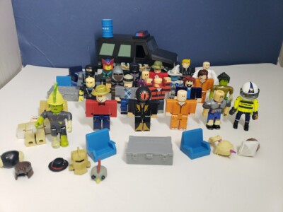 ROBLOX JAILBREAK SWAT UNIT SERIES TOY ( Lot of 23 mini-figures ) Truck ...