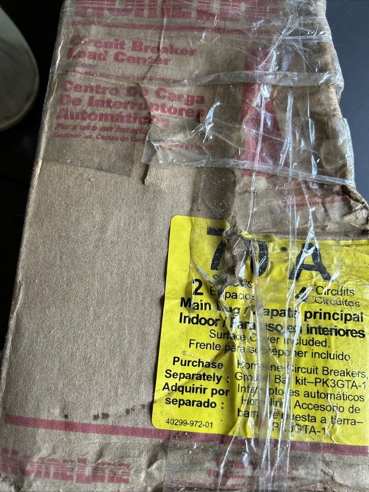 Square D Homeline Breaker Load Center HOM24L70RB outdoor 2 space 4 ...