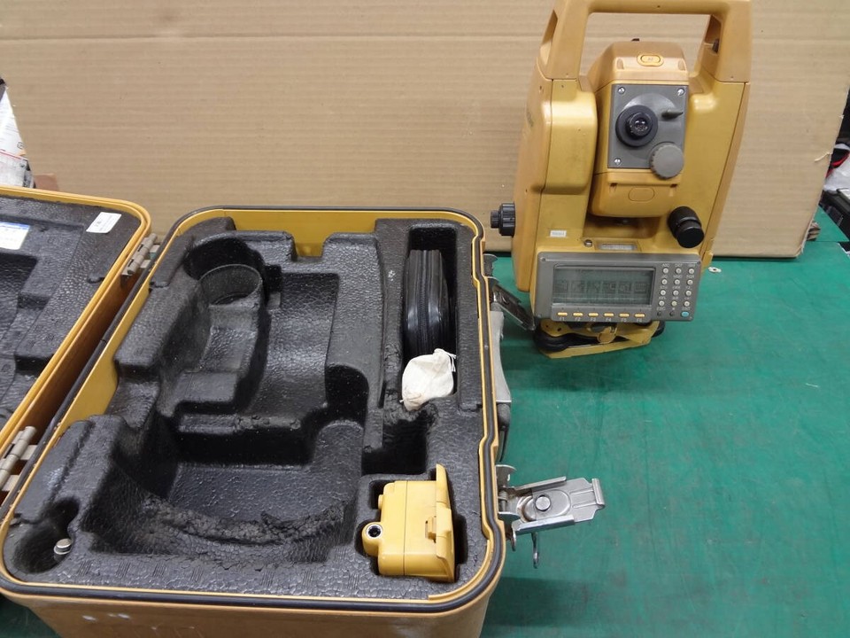 TOPCON GTS-603AF Total Station Surveying Equipment Used Free Shipping ...