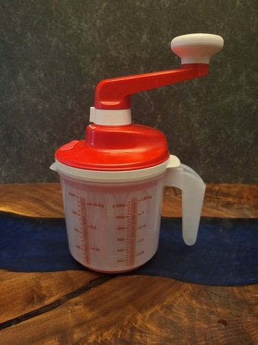 Tupperware Whip N Mix / EZ Speedy Chef 5 Cups 1.2L New! NIB ...