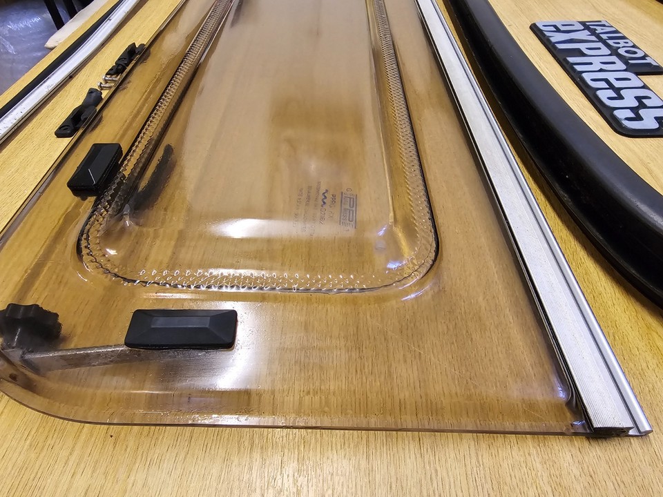Talbot express Highwayman OVER CAB window 75cm x 32cm Campervan ...