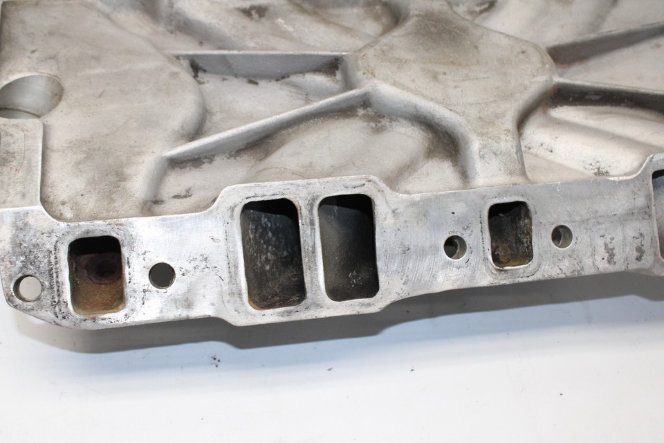 Edelbrock TM-1 Tarantula Aluminum Intake Manifold SB Chevy Nostalgia ...