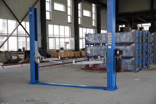 2 post car ramp vehicle lift ramp 4000kg lifting capacity CE 240v ...