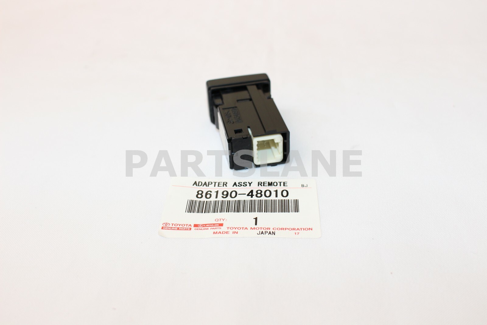 NEW GENUINE OEM TOYOTA LEXUS SCION STEREO AUXILIARY JACK ADAPTER 86190 ...