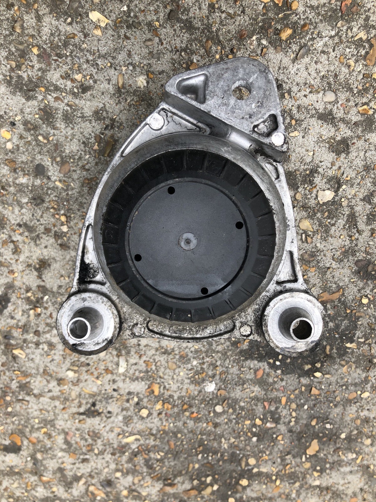 Mercedes Viano Vito 2015-on W447 Engine Mount Passenger Side Cushion ...