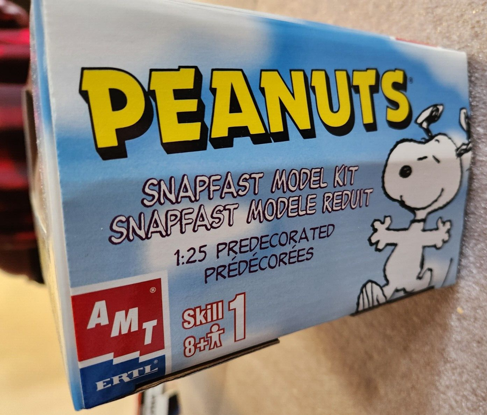 AMT ERTL SNAPFAST CAR MODEL KIT PEANUTS SNOOPY- 2000 NIB | eBay