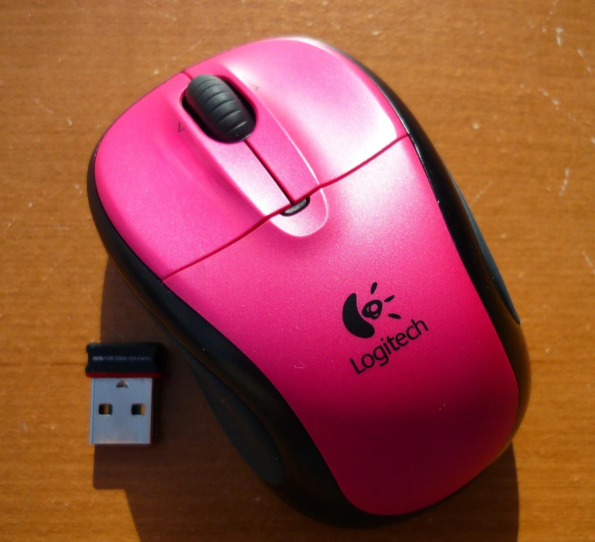 Logitech Wireless Mouse Pink
