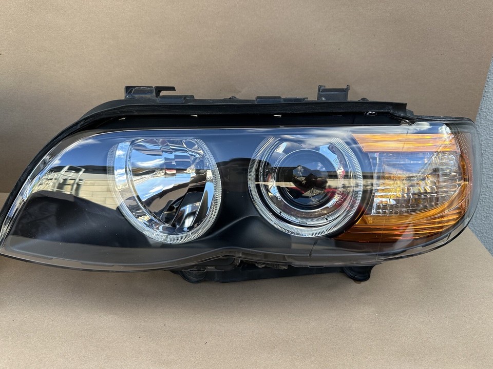 2004-2006 BMW E53 X5 Xenon Headlights Assembly, Pair L&R, AFS Dynamic ...