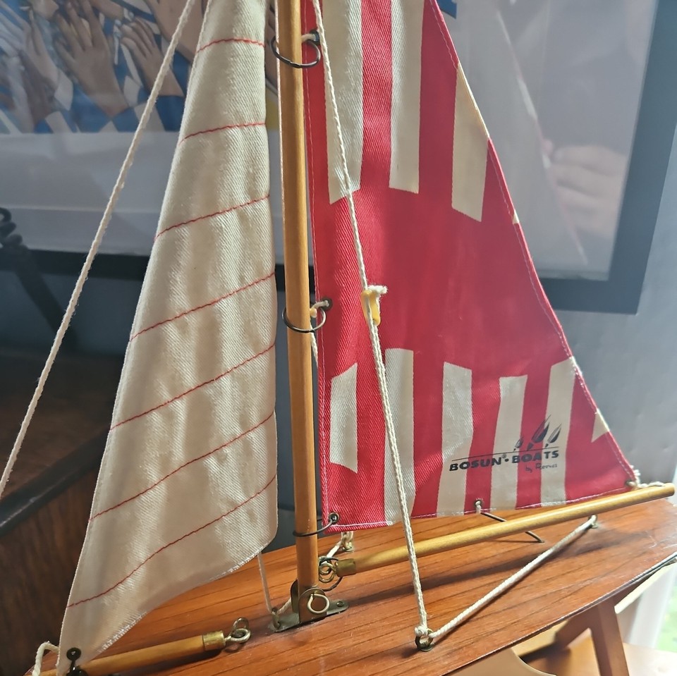 Bosun Boats By Reeves 'Bermuda Star' Pond Yacht & Stand | eBay UK