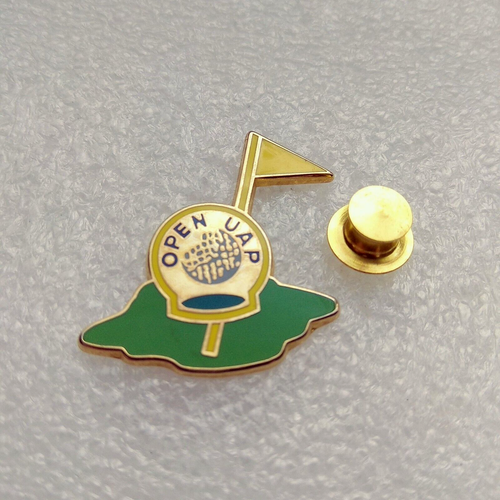 Pin's pins pin Lapel Assurances GOLF OPEN UAP ZAMAC Signé DECAT PARIS ...