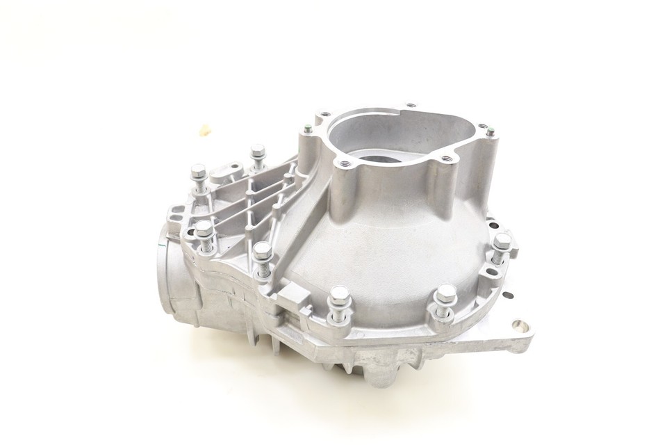 NEW OEM GM Front Axle Differential Carrier Housing 22894020 Chevrolet ...