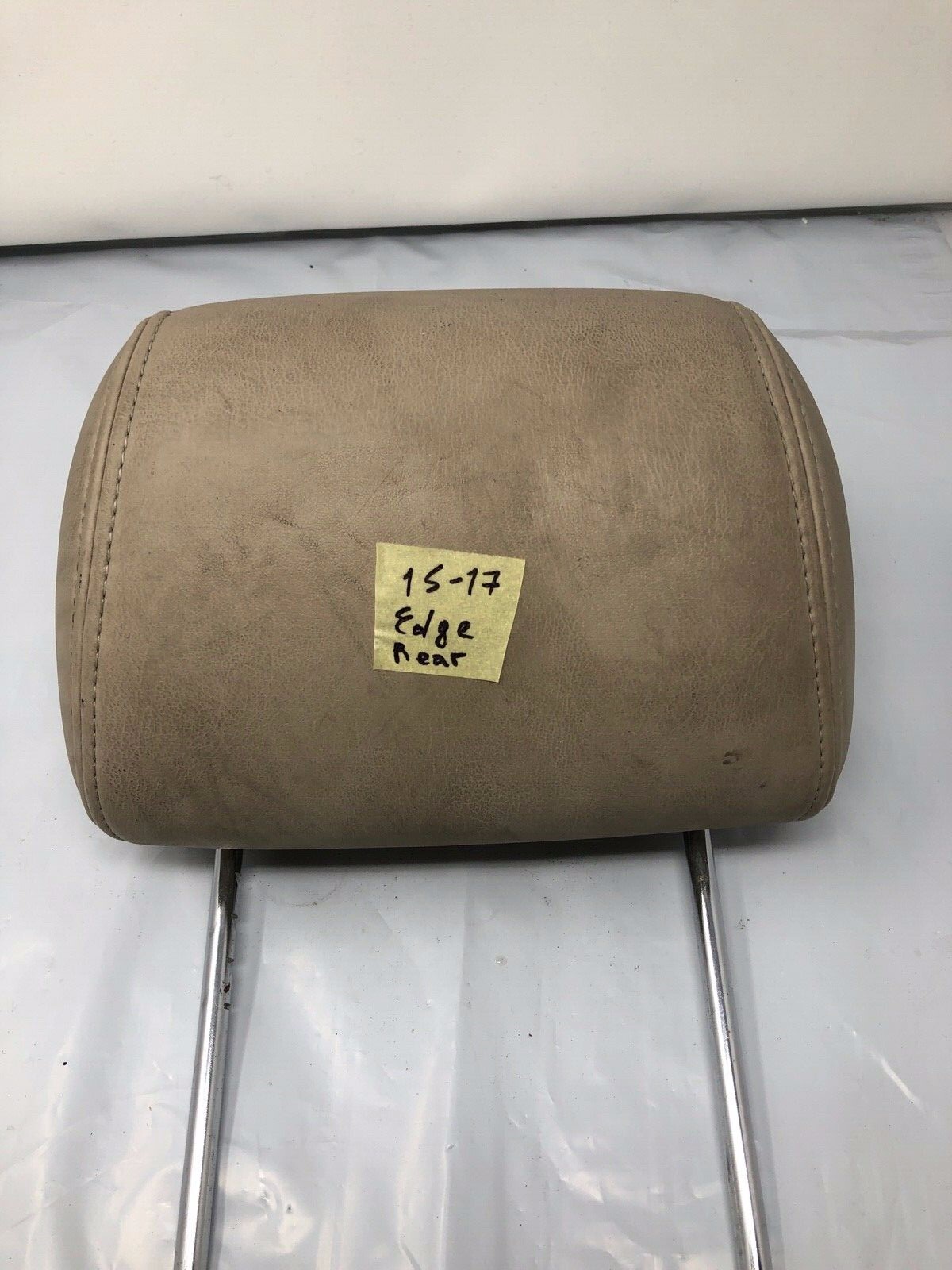 2015 - 2018 FORD EDGE REAR RIGHT PASSENGER SIDE SEAT HEADREST HEAD REST ...