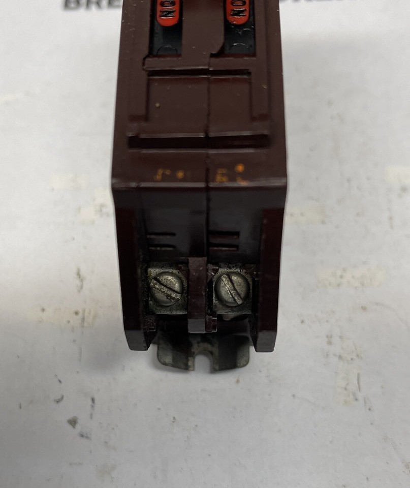 WADSWORTH B2020 A2020 TWIN CIRCUIT BREAKER (2) 1 POLE 20 AMP SHIPS ...