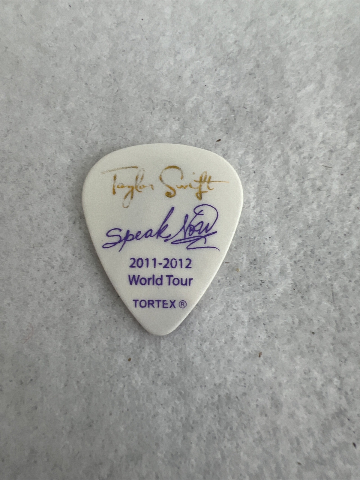TAYLOR SWIFT Guitar Pick Taylor's Custom Concert Stage 2011 2012 Speak ...