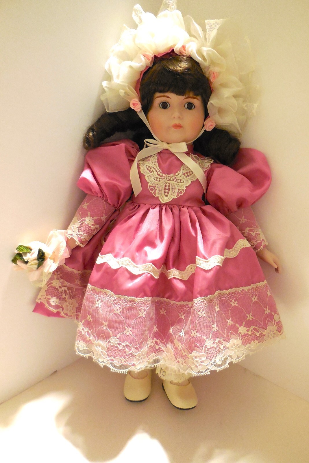 COLLECTOR SERIES HAPPYLAND HEIRLOOM PORCELAIN CLOTH BODY 17 INCH BROWN ...