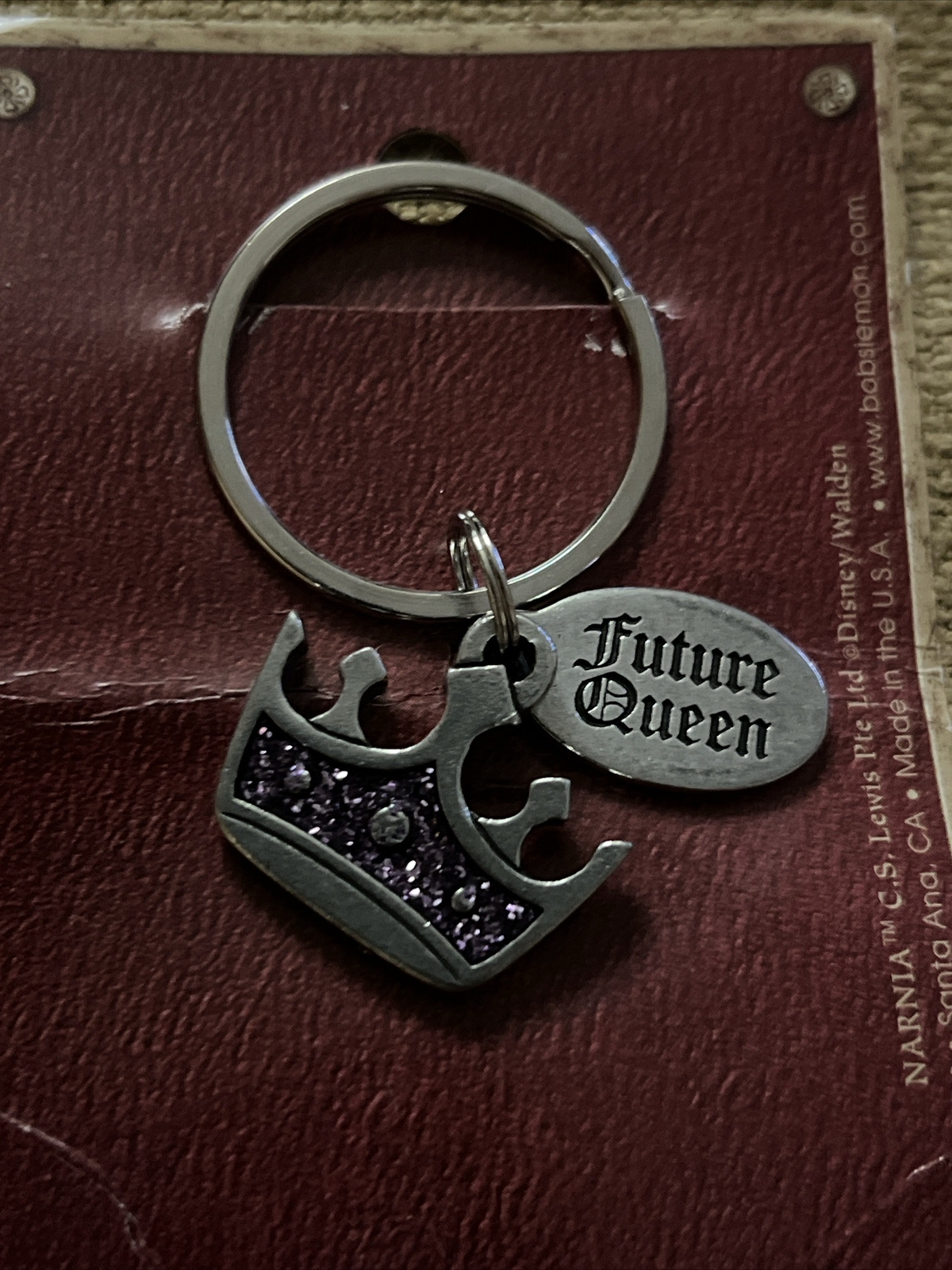 Chronicles Of Narnia Future Queen Aslan Shield Oath Pewter Keyring Set ...