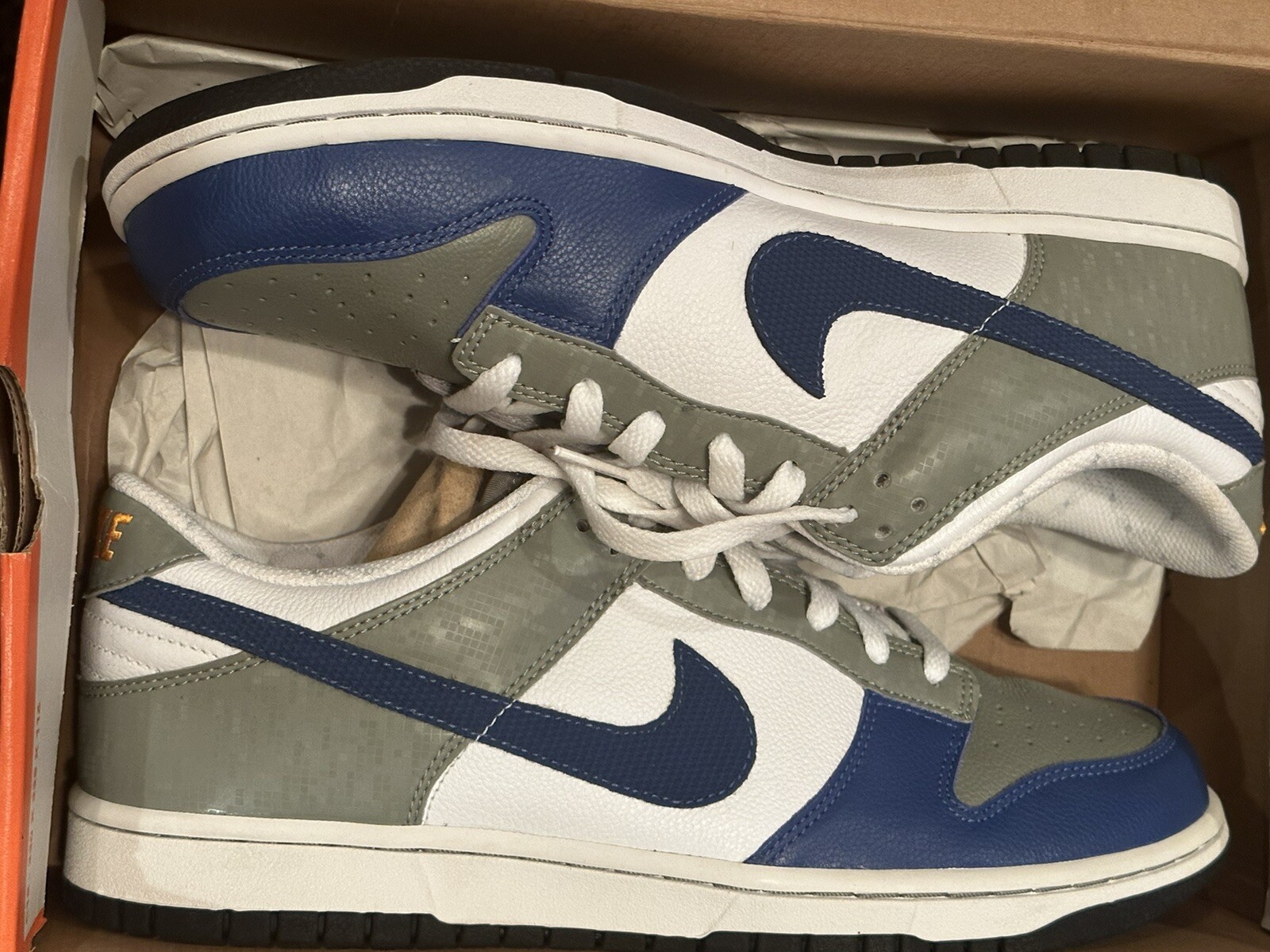 RARE! Men's Nike Dunk Low 304714 149 White/Atlantic b… - Gem