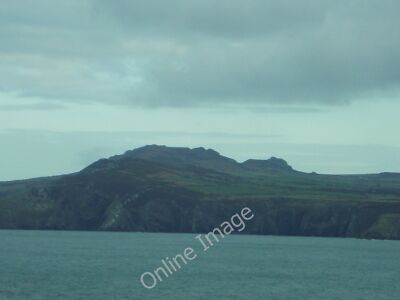 Photo 12x8 Garn Fawr as seen from Ynys y Deullyn Trefasser With camera ...
