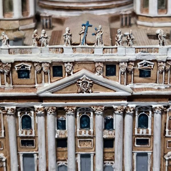 Danbury Mint The Vatican St. Peter's Basilica Model Sculpture With Wood ...