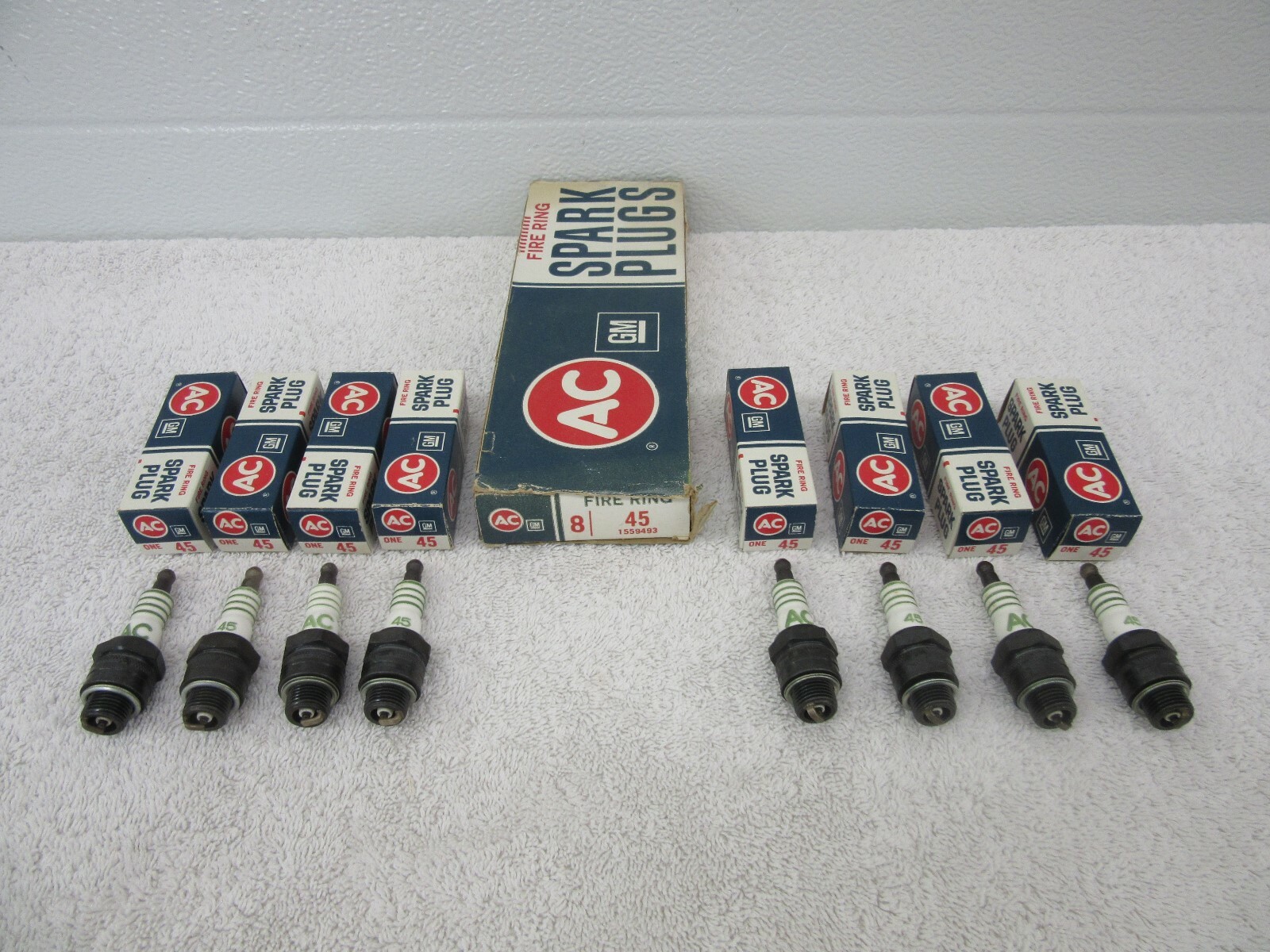 NOS 1956-1959 Chevrolet Pontiac AC 45 Fire Ring Spark Plugs GM 1559493 ...