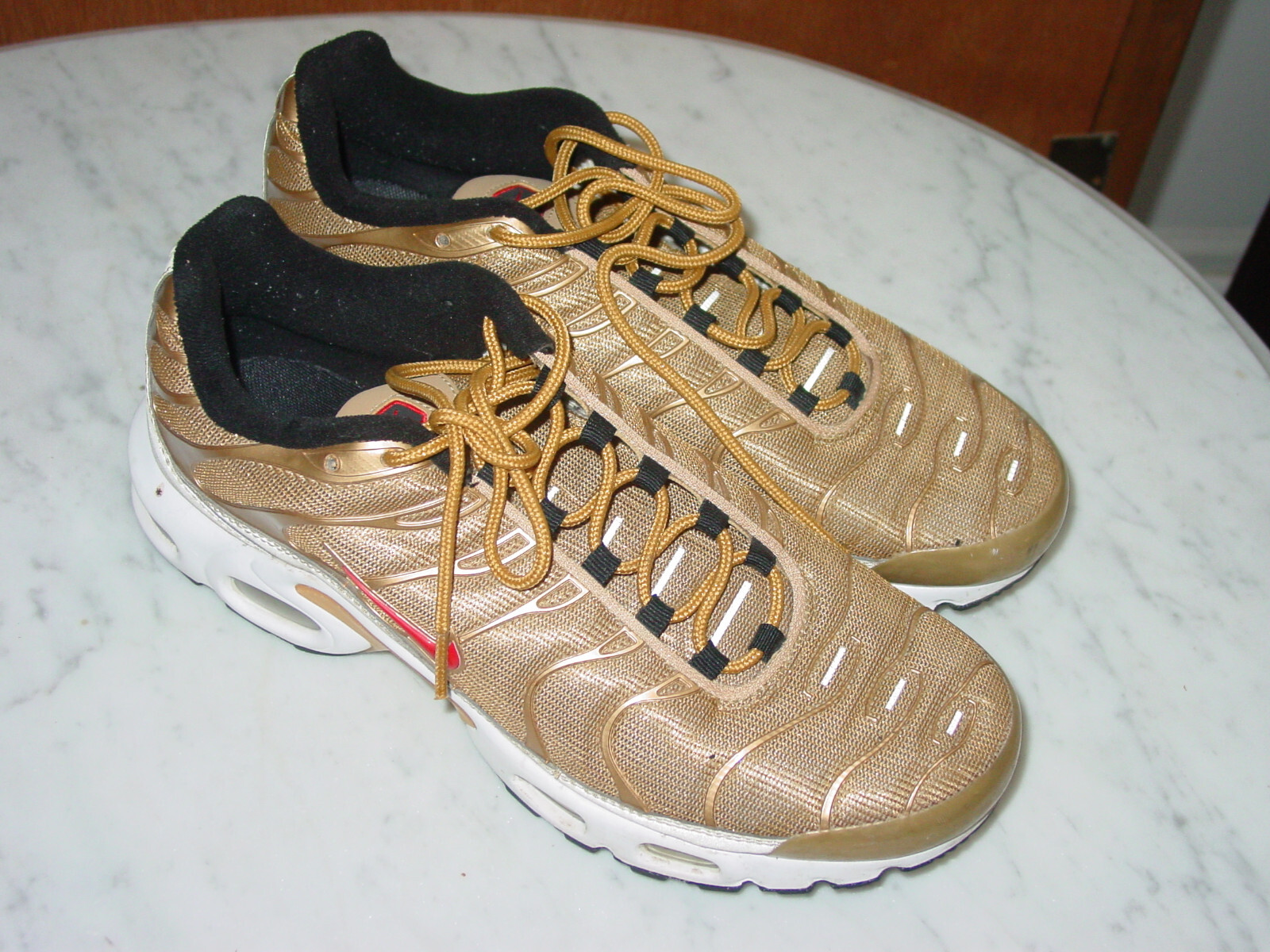 2017 Nike Air Max Plus TN 1 Tuned Air Metallic Gold/U… - Gem