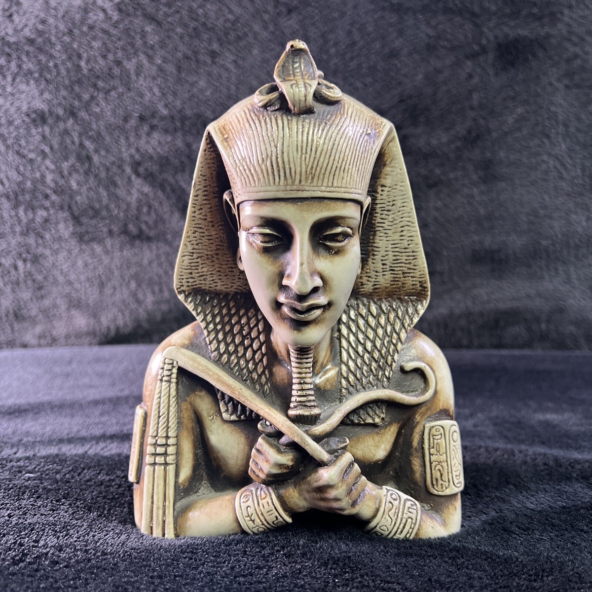 Art Sculpture Egyptian Pharaoh