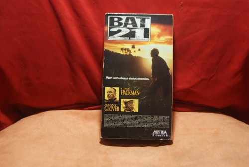 BAT 21 (VHS, 1990) VCR Video Tape Movie - GENE HACKMAN DANNY GLOVER ...