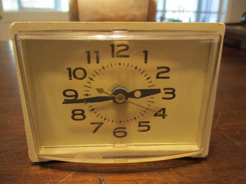 1960's General Electric lighted dial alarm clock G.E. bedside travel ...