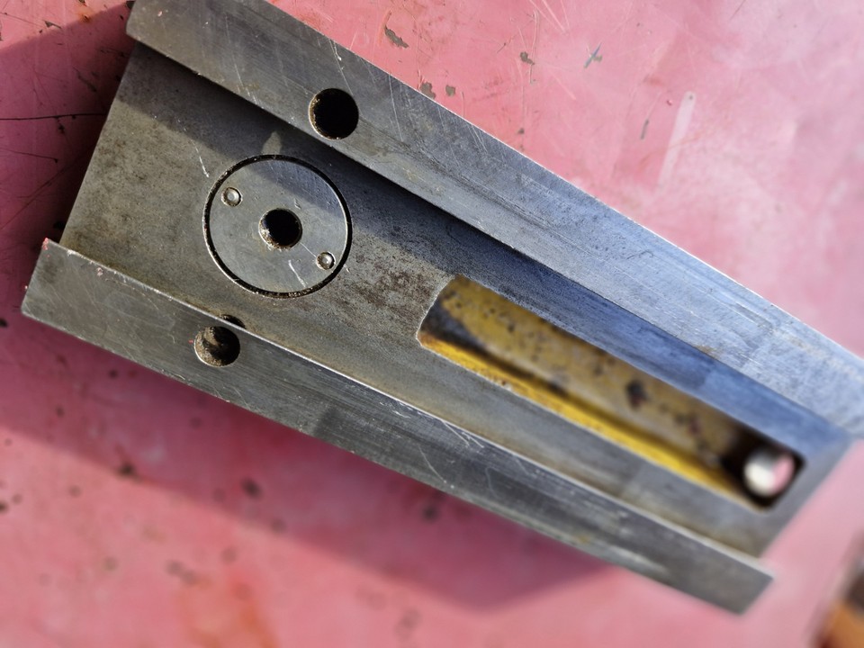 COLCHESTER MASCOT 1600 LATHE COMPOUND SLIDE CASTING PN 41813 USED | eBay UK