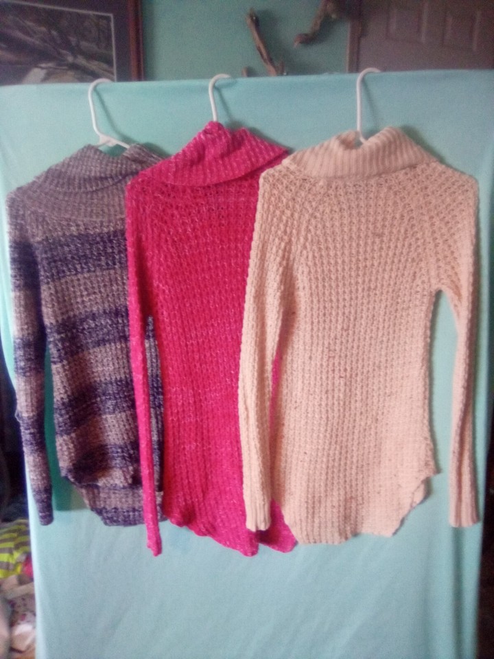 Women's Sweaters (3), Long Sleeve, Multi Colors, Knitted Style, Size Xs ...