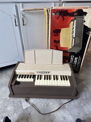 Vintage 1950’s Emenee Electric Chord Organ Model 1830 Works W/ Songbook ...