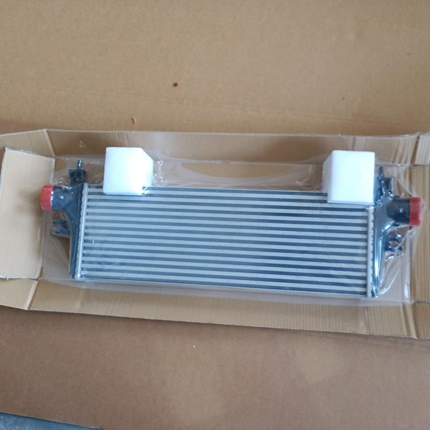 New 179400L110 Intercooler Assy For Toyota Hilux Innvoa Fortuner 2.4 2. ...