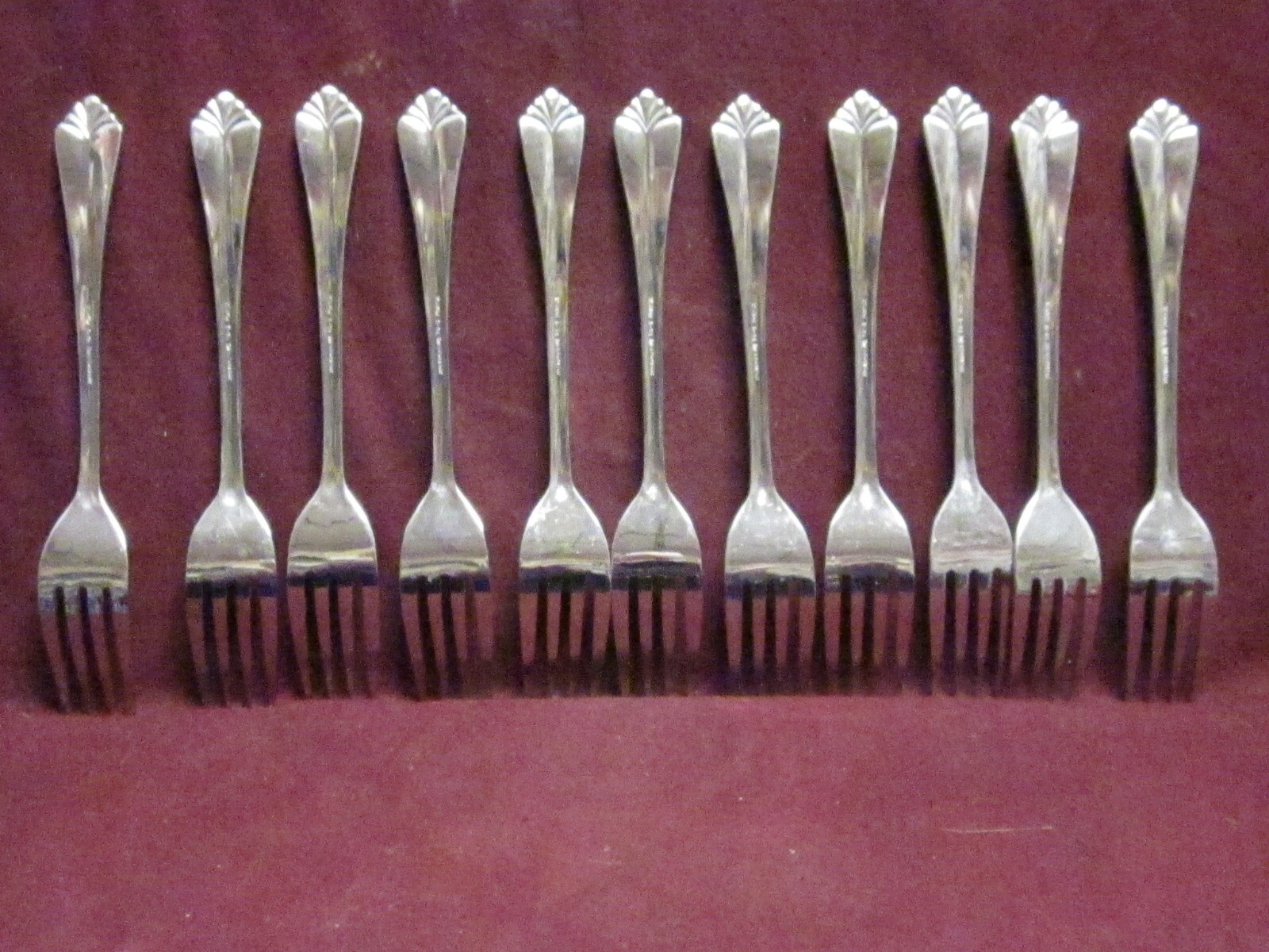 12pc Retroneu Korea 18/0 Stainless Steel GOLD ACCENT WHITNEY SALAD FORK ...