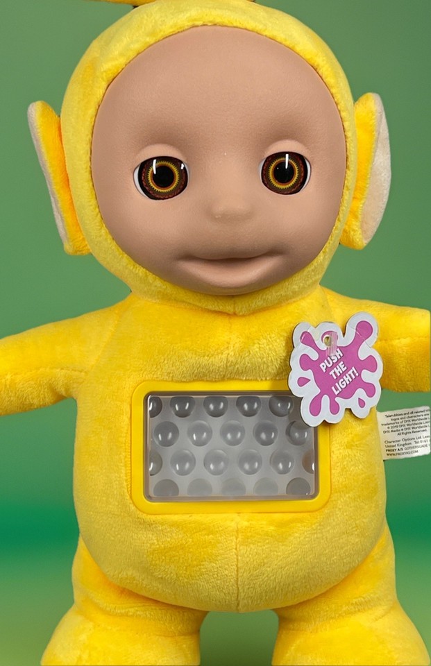 Teletubbies Lullaby Laa Laa Musical Light Up Plush Yellow 35 cm Twinkle ...