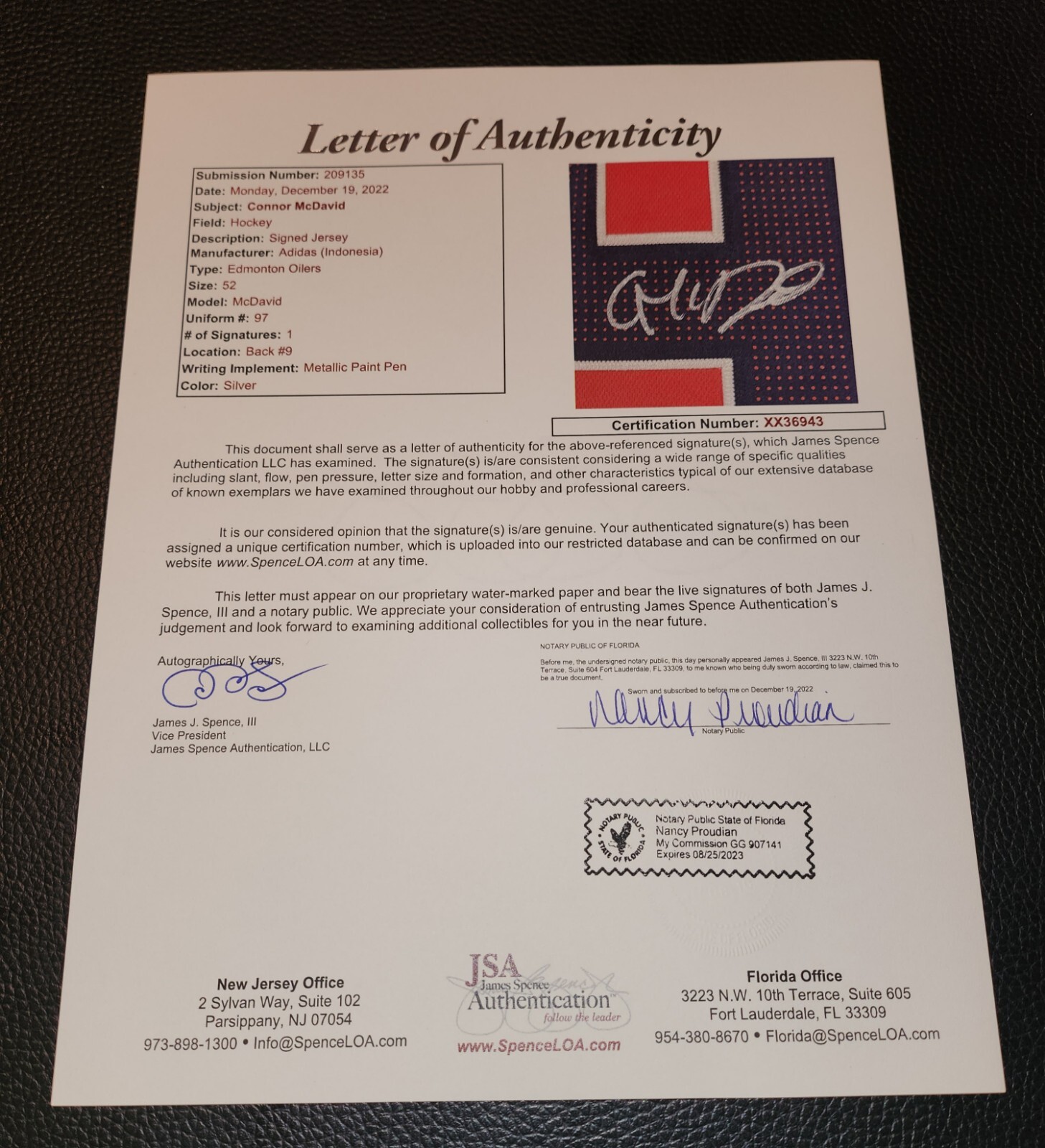 Connor McDavid Signed Edmonton Oilers Jersey Size L In Person. JSA ...