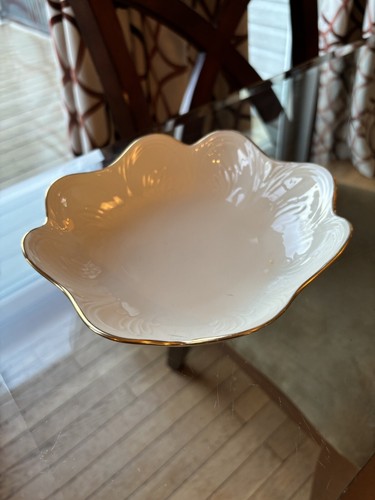 Lenox Saybrooke Porcelain Dish Scalloped Bowl Cream Giftware Gold Trim ...