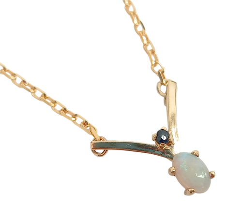 Elegant 9ct Yellow Gold Opal & Sapphire V-Shape Cable Link 46.5cm ...