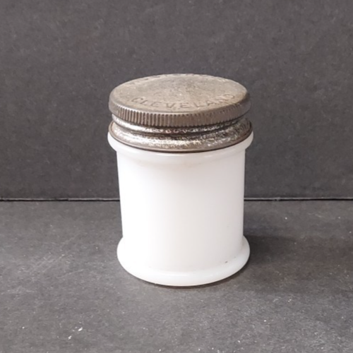 Vintage Musterole milk glass jar medicine bottle Original Lid Marked on ...