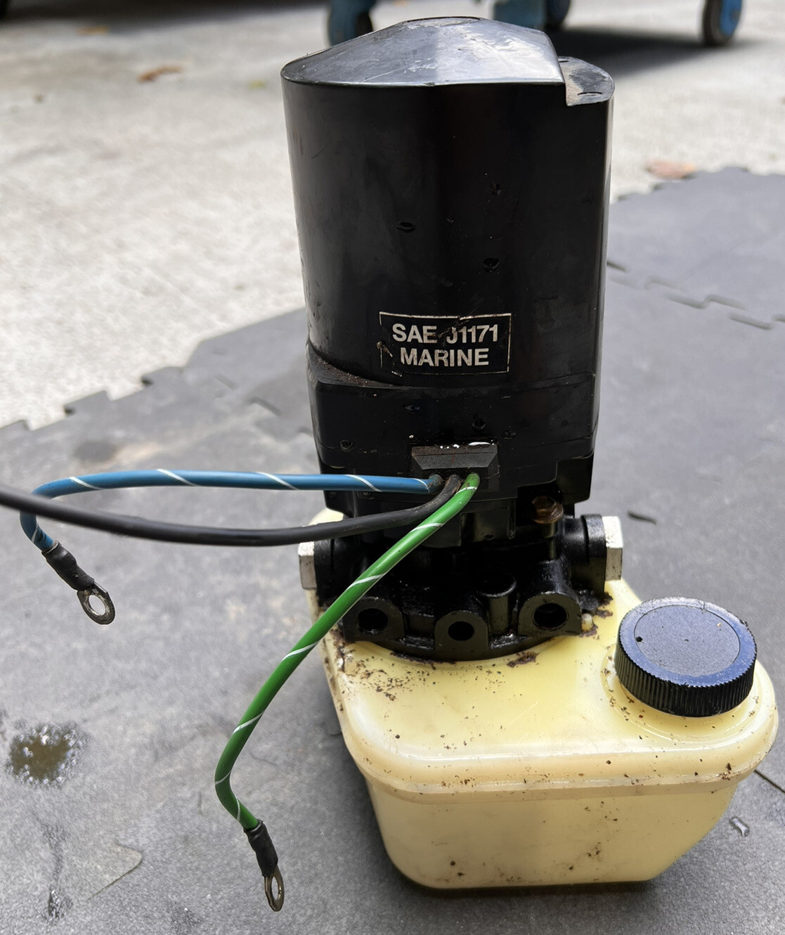 Mercruiser Tilt Trim Lift Pump Motor & Tank Reservoir Hydraulic | eBay