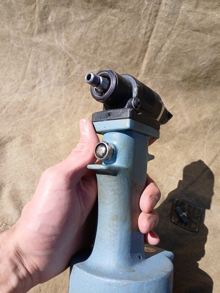 Aircraft Rivet Gun Cherry Max G704B Lightweight Pneumatic - Hydraulic ...