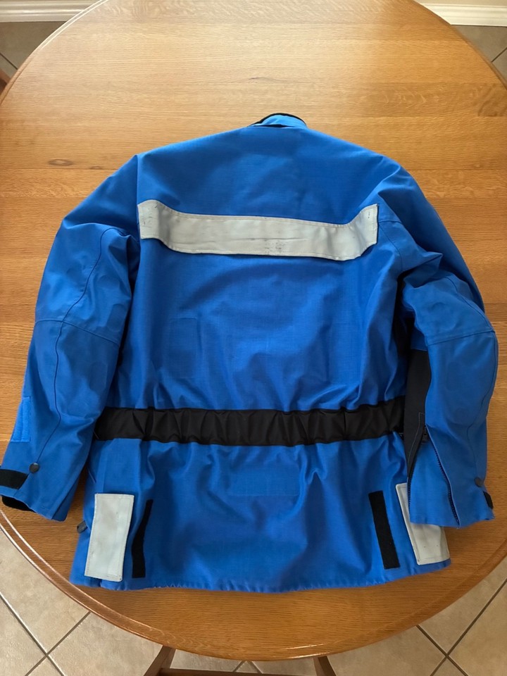 Aerostich Darien Jacket worn once with reversible liner & all removable ...