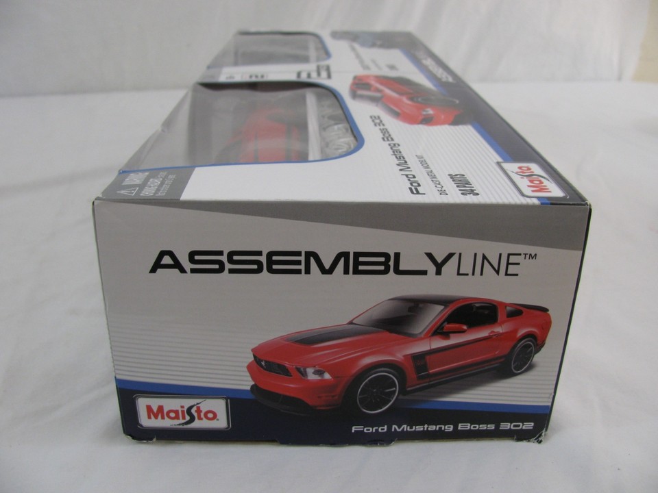 Maisto Assembly Line 1/24 Diecast Ford Boss Mustang & Bronco Badlands ...