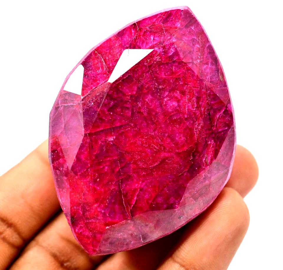 680.0 CT Natural Huge Red Ruby Certified Museum Use Marquise Cut Loose ...