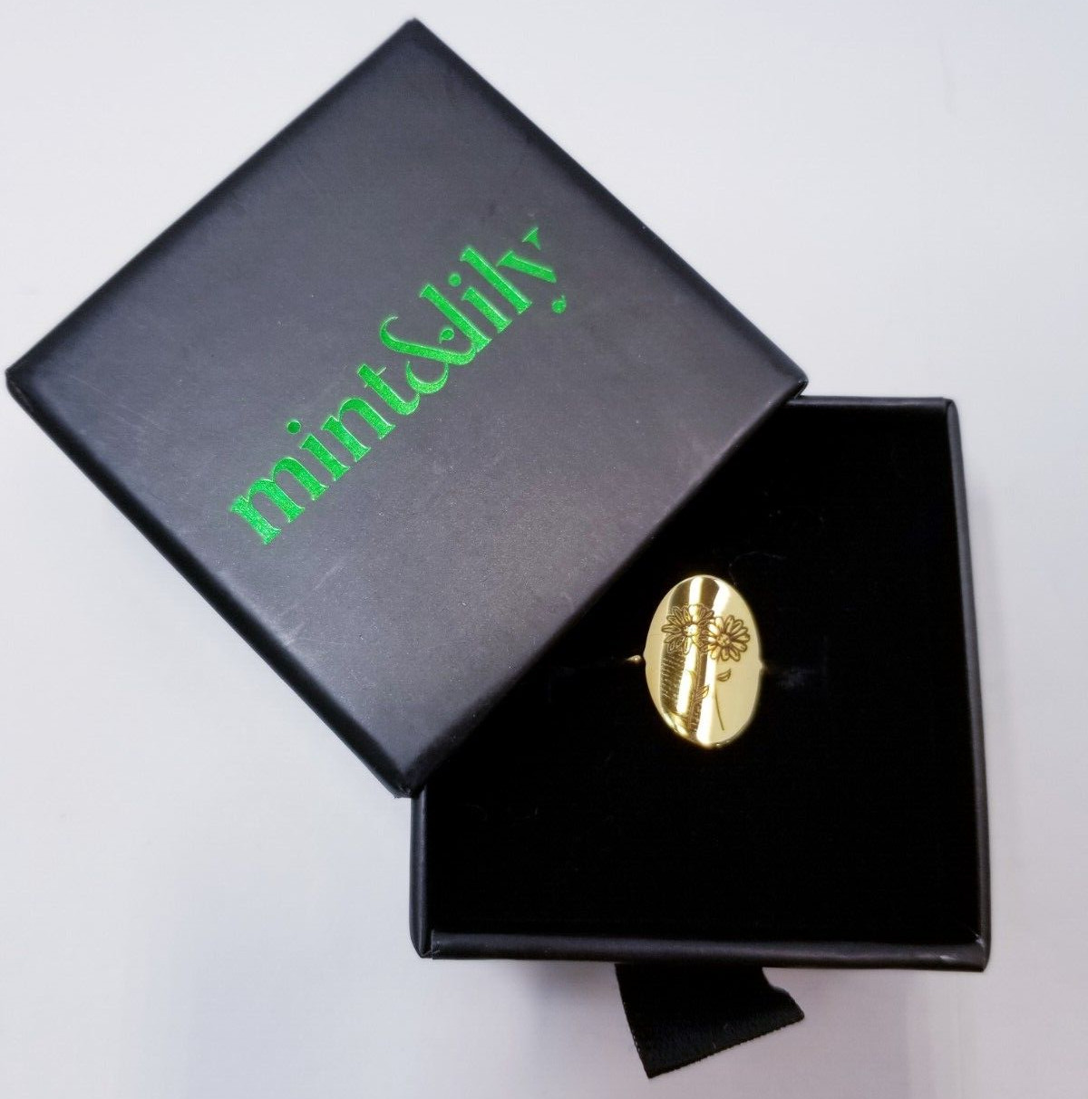 Mint & Lily Birth Flower Statement Ring Sz 6.75- Apri… - Gem