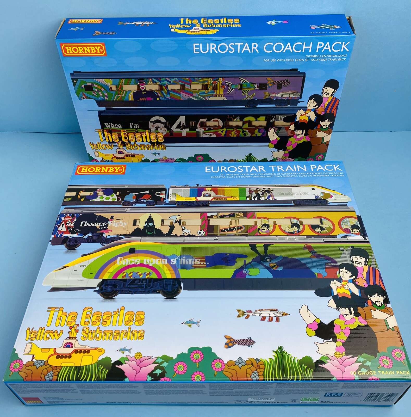 Hornby R40001 Eurostar, Class 373/1 'Yellow Submarine' Divisible Centre ...