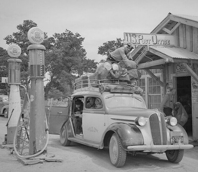 Car at gas station & U.S. Post Office Pie Town, New Mexico Photo 8.5x11 ...