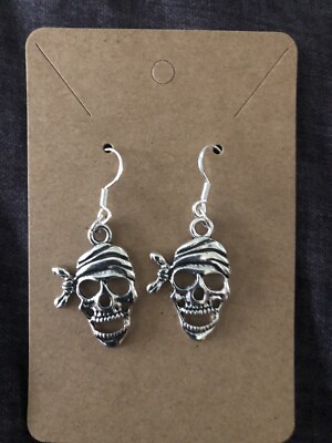 Pirate Skull Dangle Drop Silver Tone Earrings Very Cute Halloween | eBay