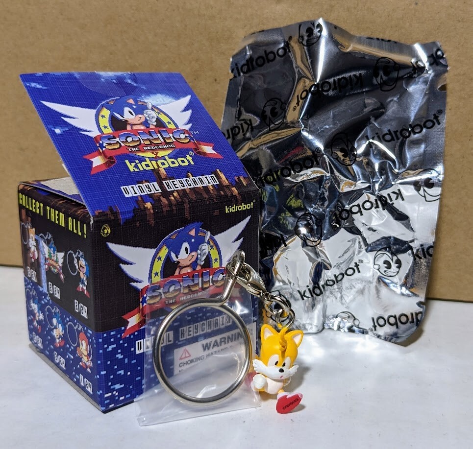 Kidrobot Sonic the Hedgehog Tails Vinyl Keychain - 2/24 | eBay